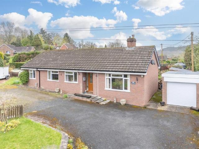 3 bedroom detached bungalow for sale