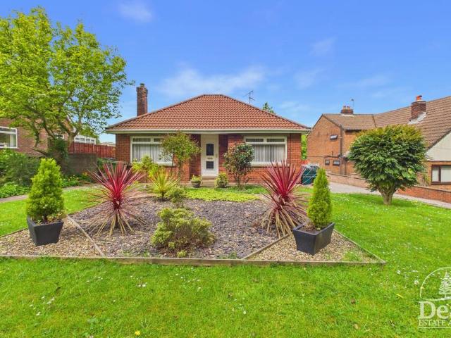 3 bedroom detached bungalow for sale