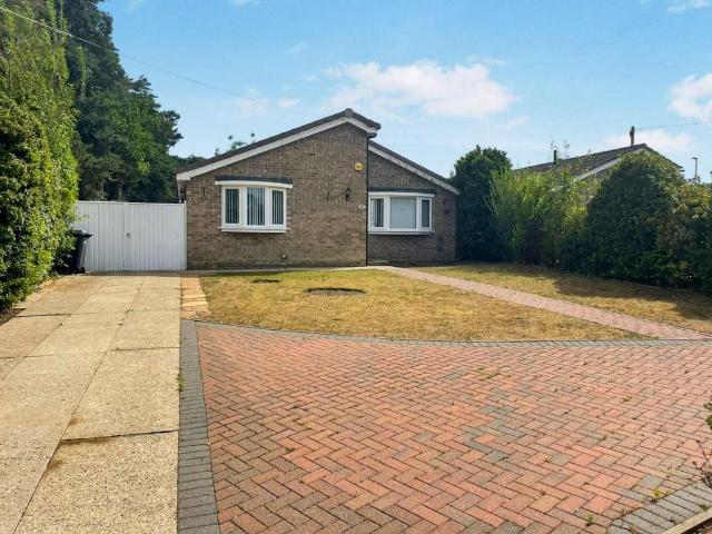 3 bedroom detached bungalow for sale