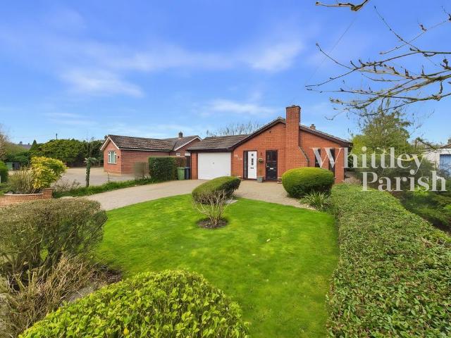 3 bedroom detached bungalow for sale