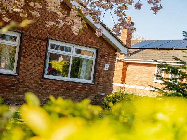 3 bedroom detached bungalow for sale