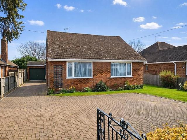 3 bedroom detached bungalow for sale