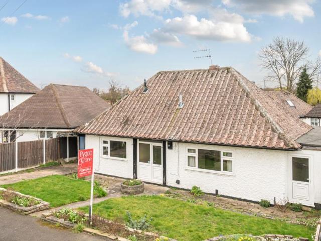 3 bedroom detached bungalow for sale