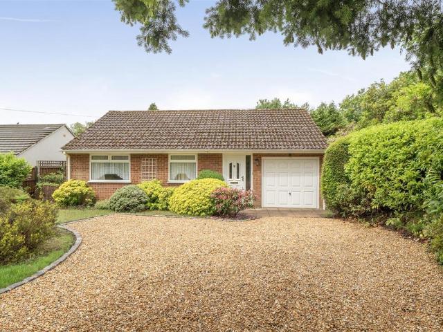 3 bedroom detached bungalow for sale