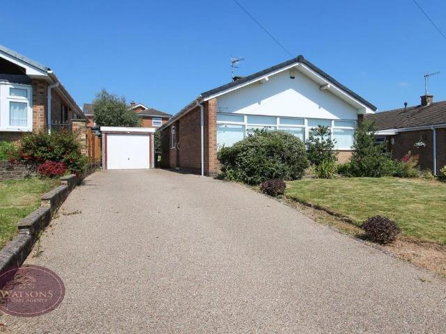 3 bedroom detached bungalow for sale