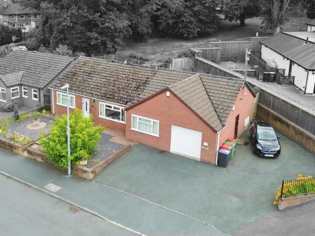 3 bedroom detached bungalow for sale