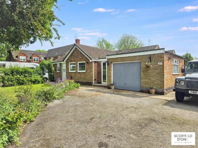 3 bedroom detached bungalow for sale