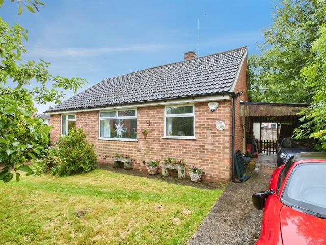 3 bedroom detached bungalow for sale