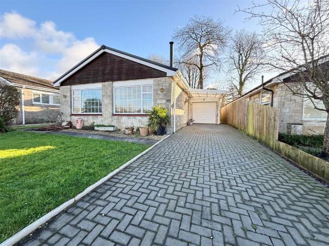 3 bedroom detached bungalow for sale