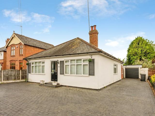 3 bedroom detached bungalow for sale