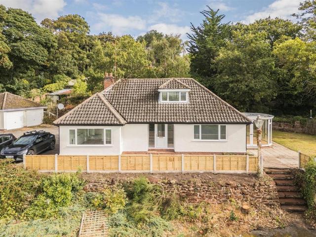 3 bedroom detached bungalow for sale