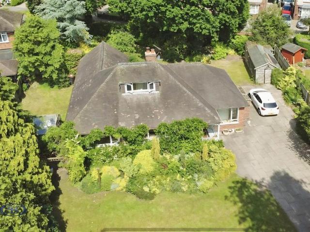 3 bedroom detached bungalow for sale