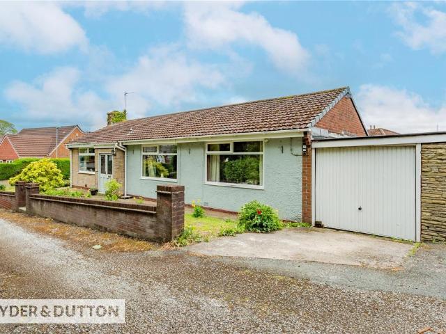 3 bedroom detached bungalow for sale