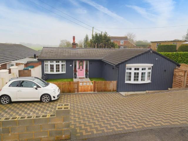 3 bedroom detached bungalow for sale