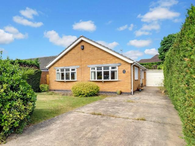 3 bedroom detached bungalow for sale