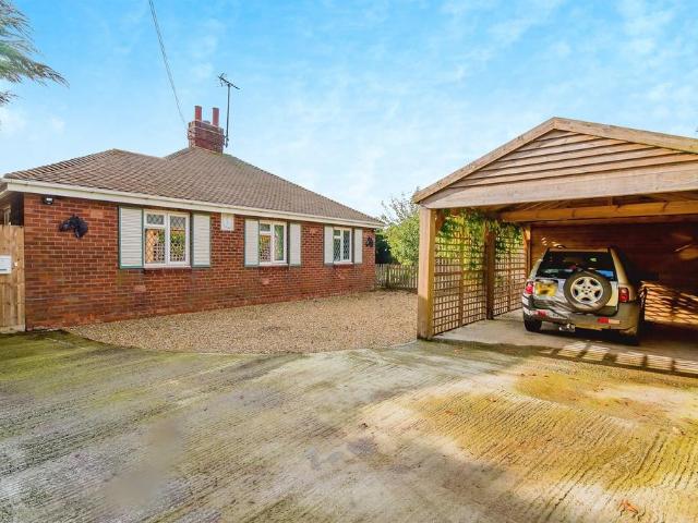 3 bedroom detached bungalow for sale
