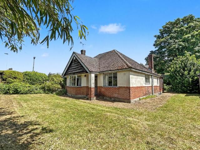 3 bedroom detached bungalow for sale