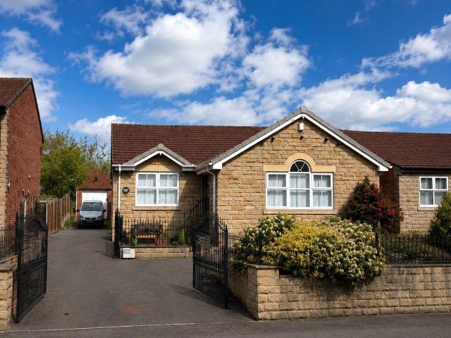 3 bedroom detached bungalow for sale