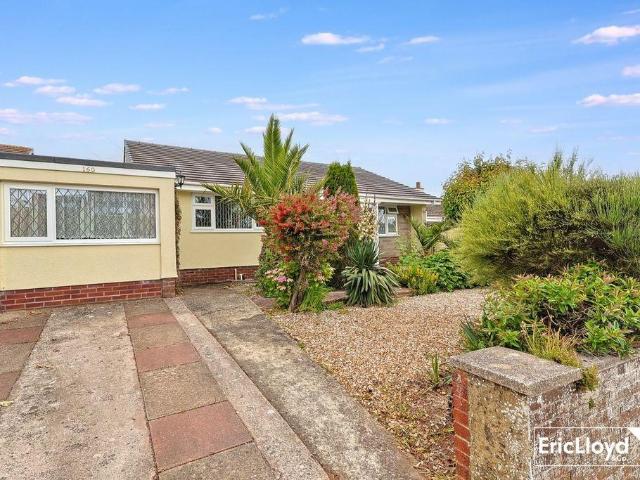 3 bedroom detached bungalow for sale