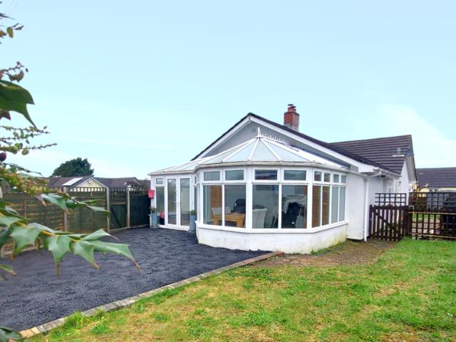 3 bedroom detached bungalow for sale