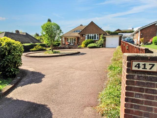 3 bedroom detached bungalow for sale