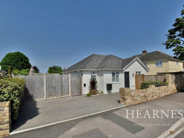 3 bedroom detached bungalow for sale