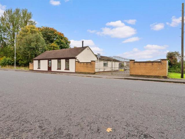 3 bedroom detached bungalow for sale