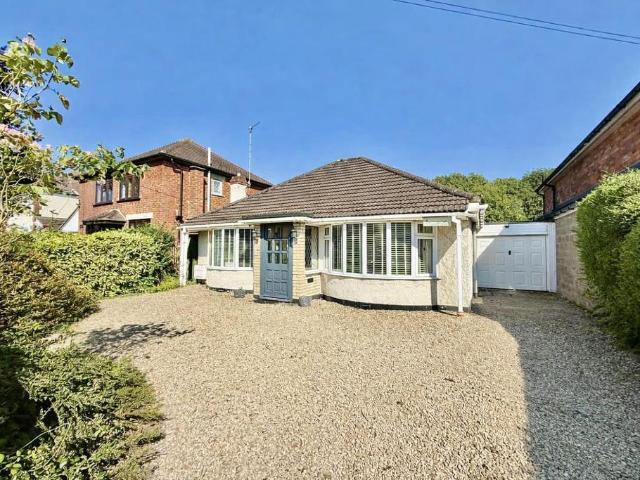 3 bedroom detached bungalow for sale