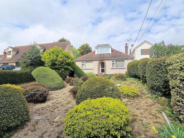 3 bedroom detached bungalow for sale