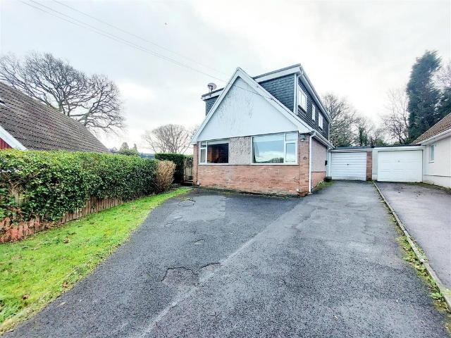 3 bedroom detached bungalow for sale