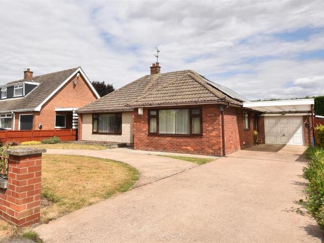 3 bedroom detached bungalow for sale