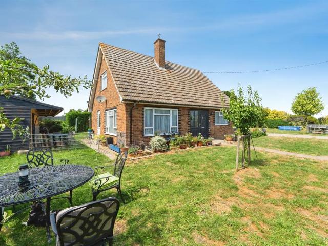 3 bedroom bungalow for sale