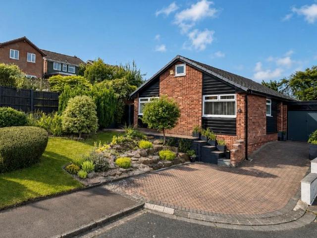 3 bedroom detached bungalow for sale