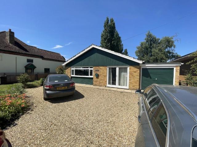 3 bedroom detached bungalow for sale