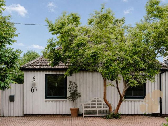 3 bedroom detached bungalow for sale