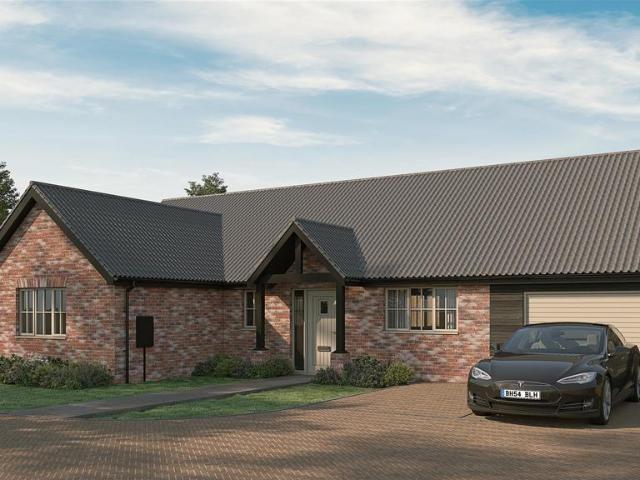 3 bedroom detached bungalow for sale