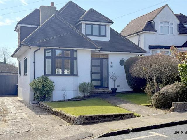 3 bedroom detached bungalow for sale