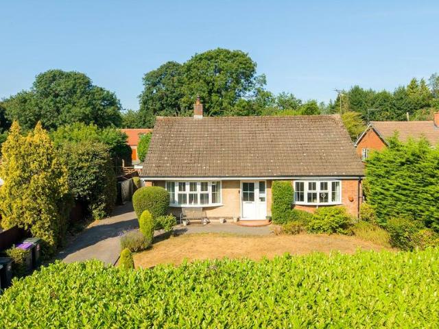 3 bedroom detached bungalow for sale