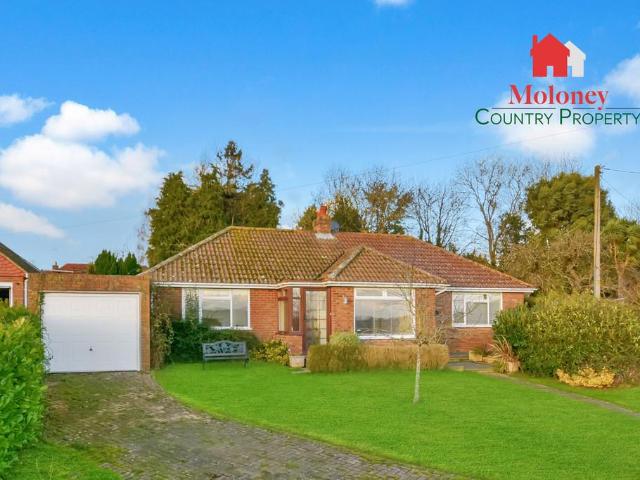 3 bedroom detached bungalow for sale