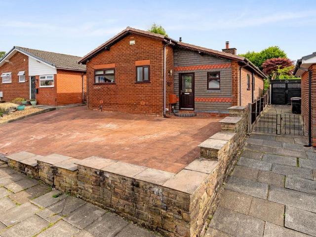 3 bedroom detached bungalow for sale