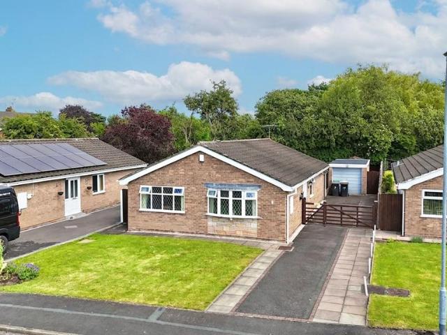 3 bedroom detached bungalow for sale