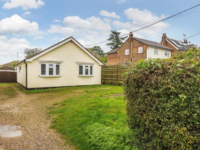 3 bedroom detached bungalow for sale