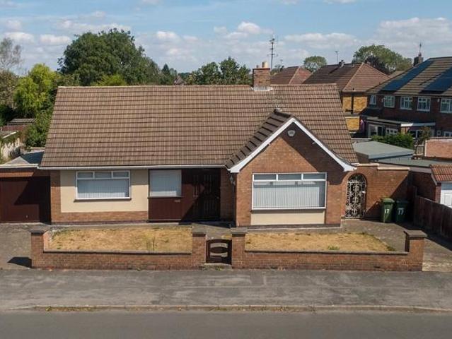 3 bedroom detached bungalow for sale