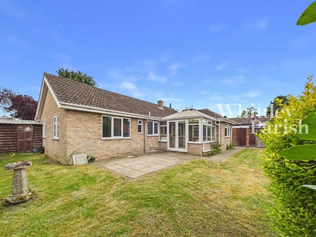 3 bedroom detached bungalow for sale