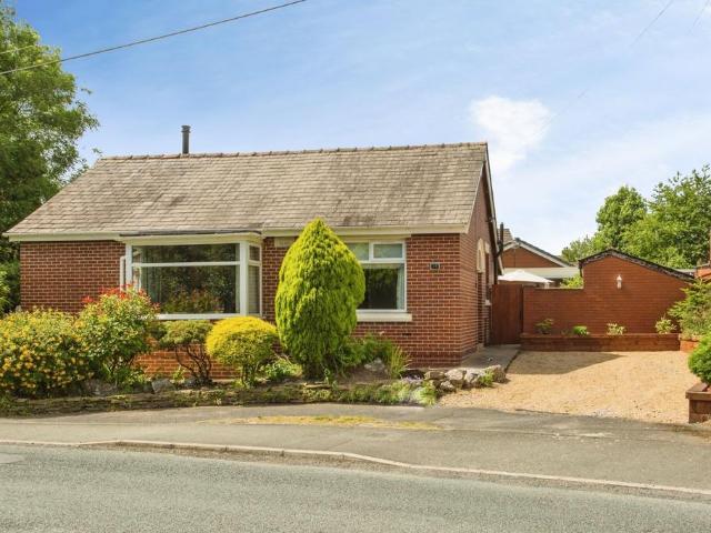 3 bedroom detached bungalow for sale