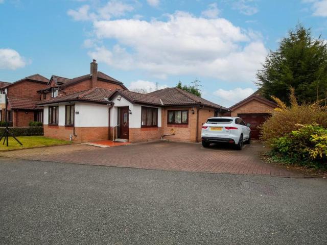 3 bedroom detached bungalow for sale