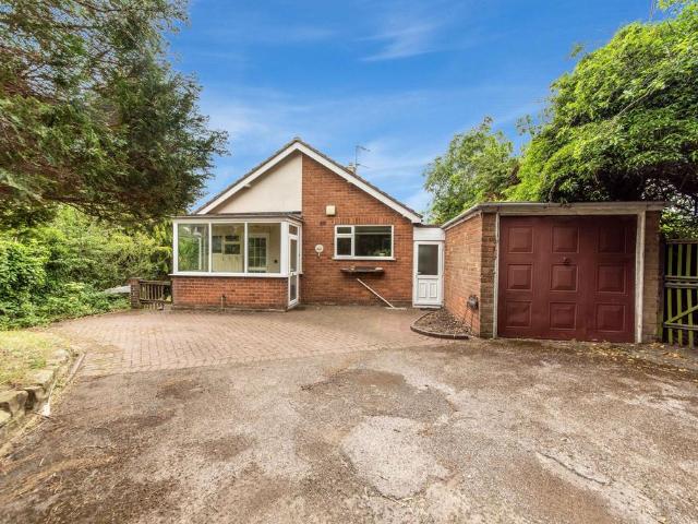 3 bedroom detached bungalow for sale