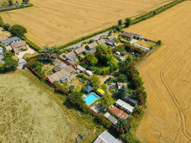 3 bedroom detached bungalow for sale