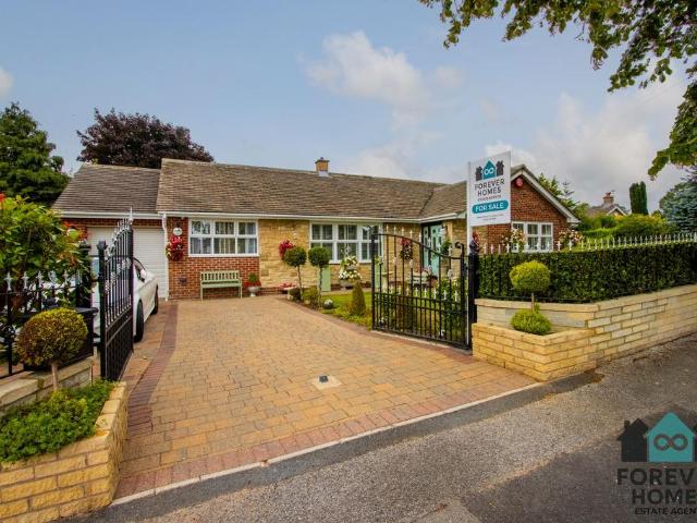 3 bedroom detached bungalow for sale