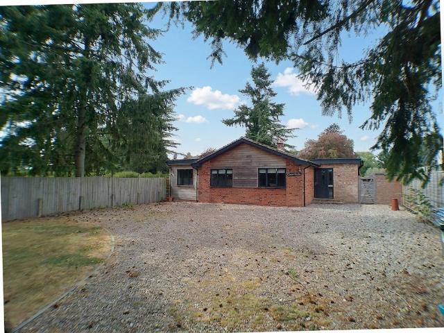 3 bedroom detached bungalow for sale